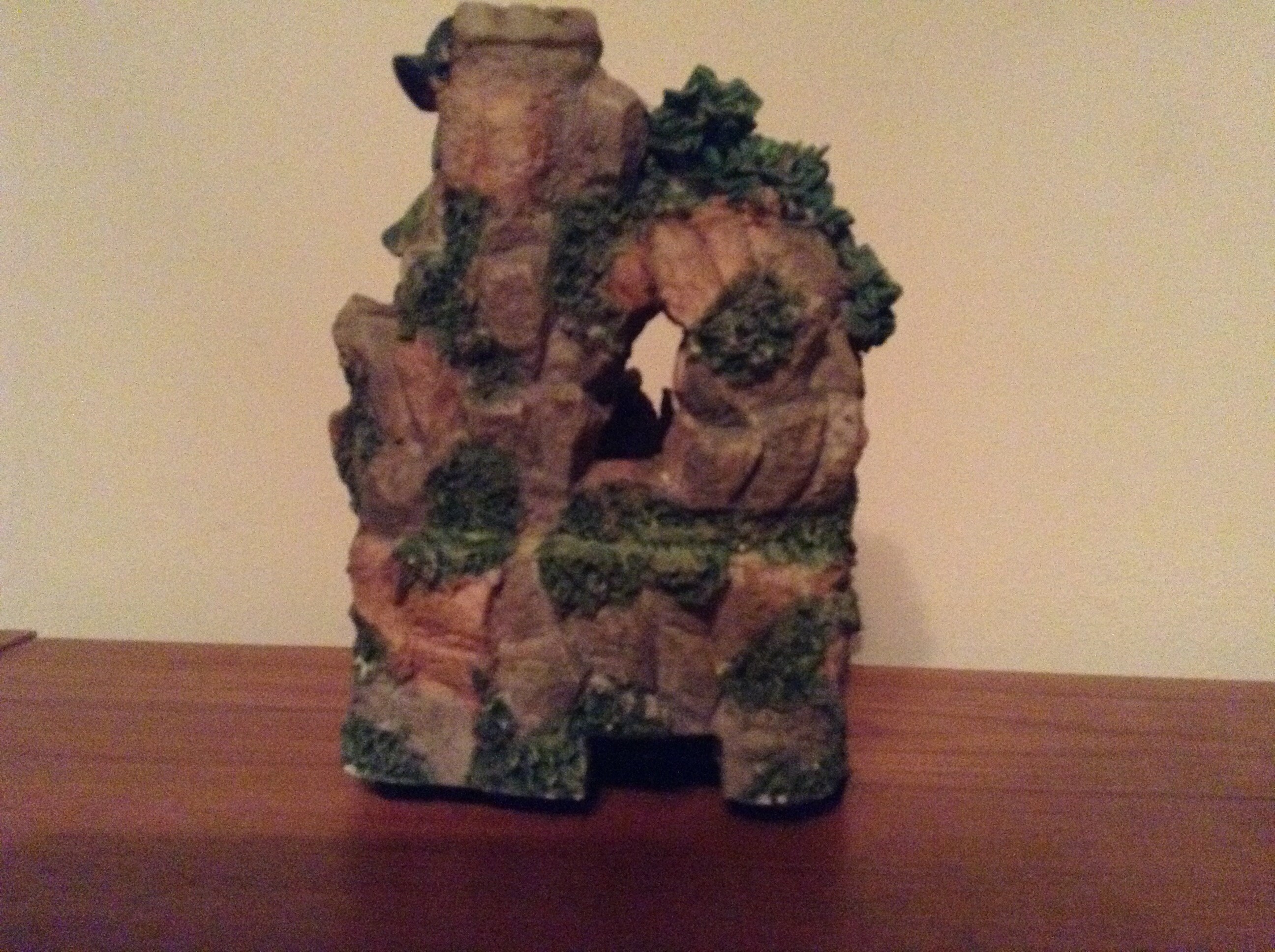 Musical Tabletop Sandicast Figurines Scene With Animals and Cherubs ...