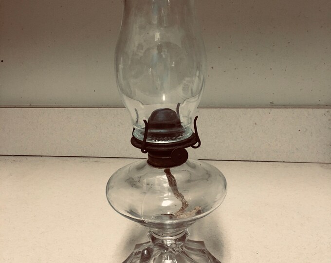 Elegant 12”tall Fancy Hurricane Oil Lamp Clear Glass With Finger Ring ...