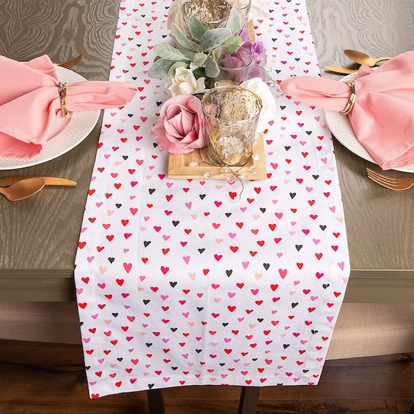 Heart Table Runner - Etsy