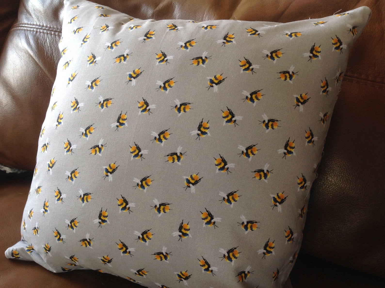 Bumble Bee Sofa Scatter Cushion Cover Grey Velvet Country Home - Etsy