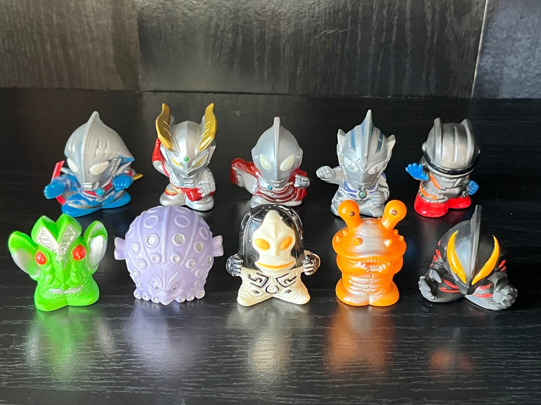 RARE Vintage Ultraman Finger Puppet Set of 10 Soft Vinyl Figures 2in ...