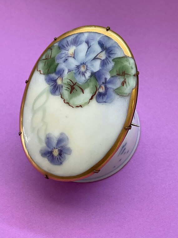 Large antique painted porcelain - Gem