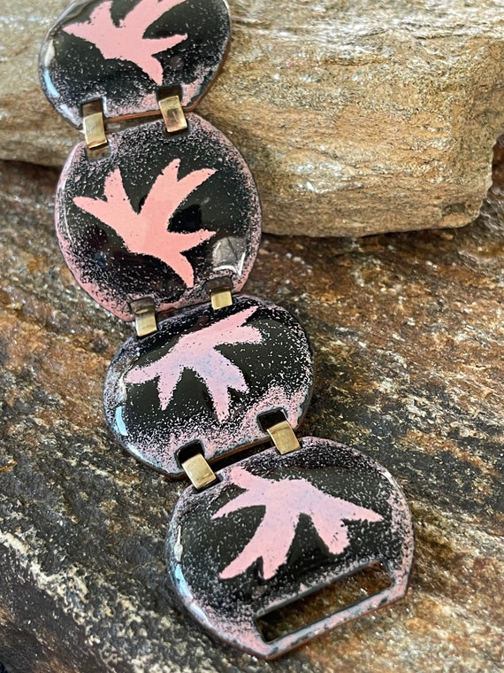 Vintage Enameled Pink Link Bracelet Bird Bracelet Vin… - Gem