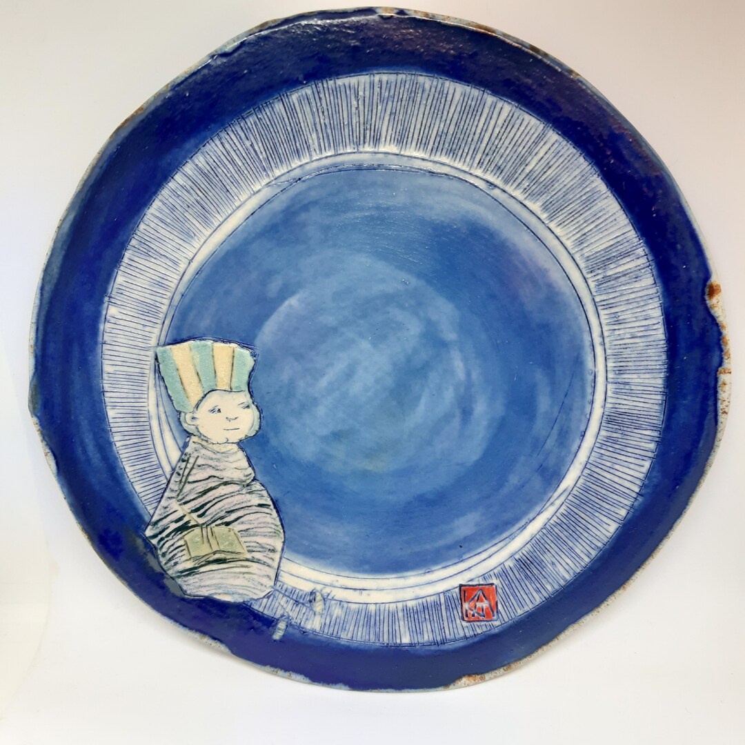Decorative Plate Hand-built Ceramic With Figurative Surface Decoration ...