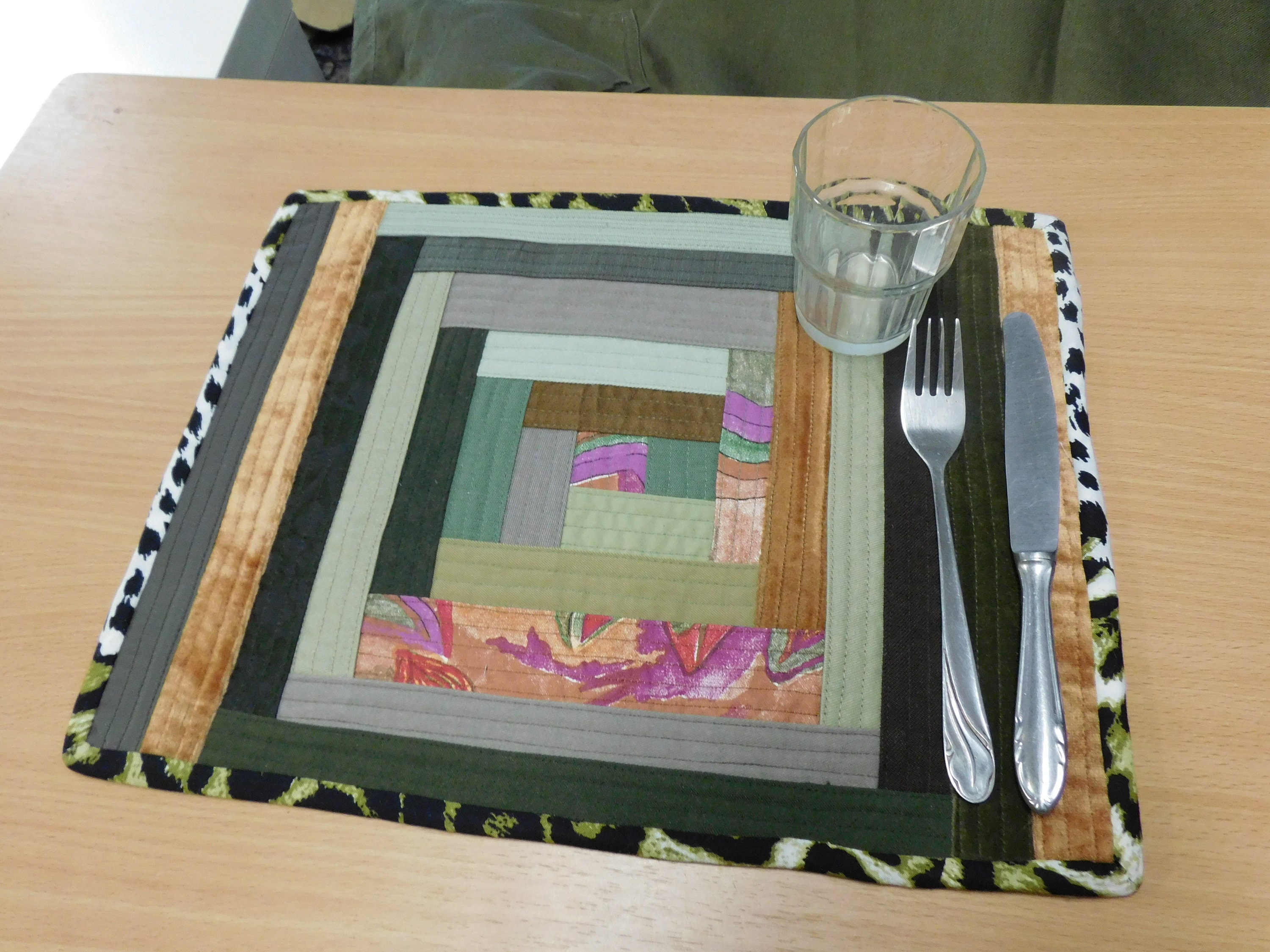 Platzset Quilt , grünes Tischset genäht , Tischset Stoff Patchwork - Etsy.de