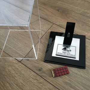 Terminator Prop T-800 CPU Brain Chip' in Display Case - Etsy UK