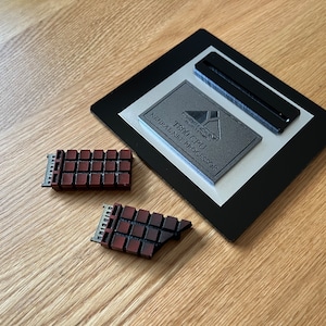 Terminator T-800 CYBERDYNE CPU Brain Chips - Prop Replica - Etsy