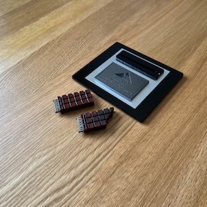 Terminator T-800 CYBERDYNE CPU Brain Chips - Prop Replica - Etsy