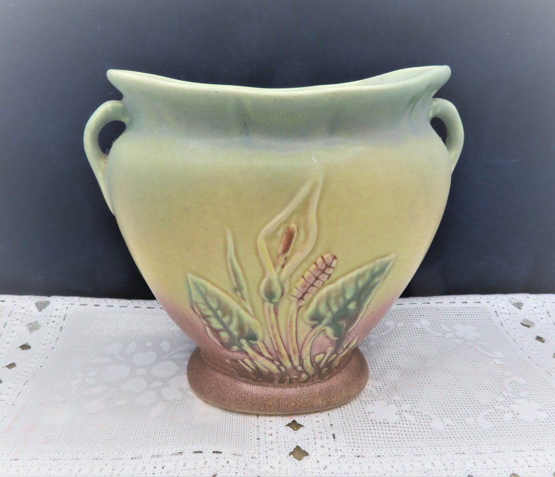 Hull Art Pottery Calla Lily 530/33-5 Vase 1930s Made in - Etsy