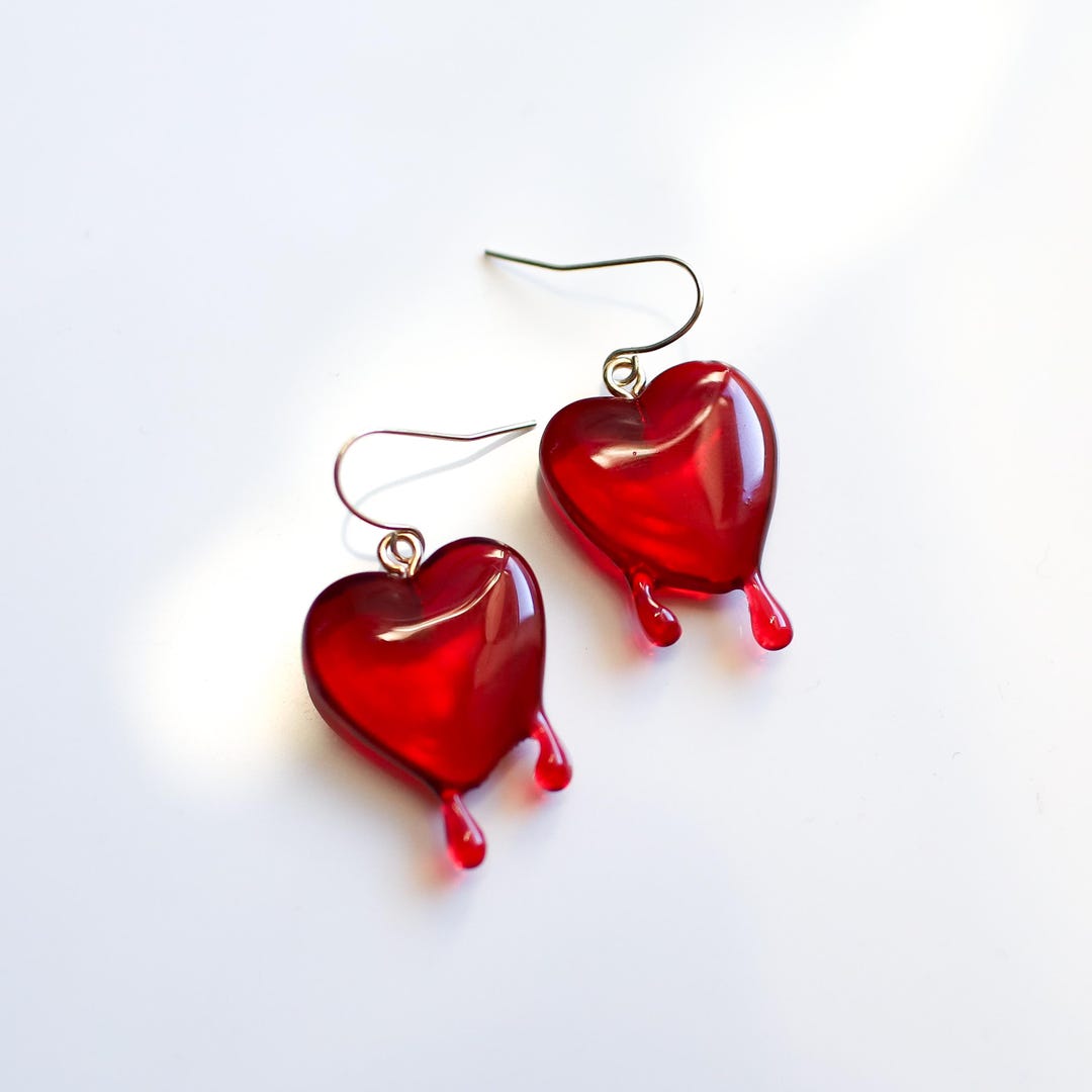 Bleeding Heart Earrings in Gold - Etsy