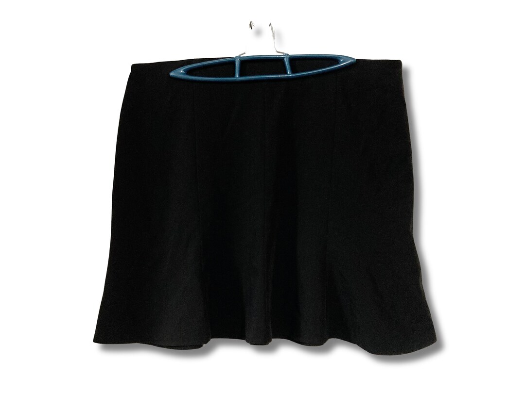 Vintage Black Gored Mini Skirt Ricki's 1990s 2000s Y2K Ruffled Trumpet ...