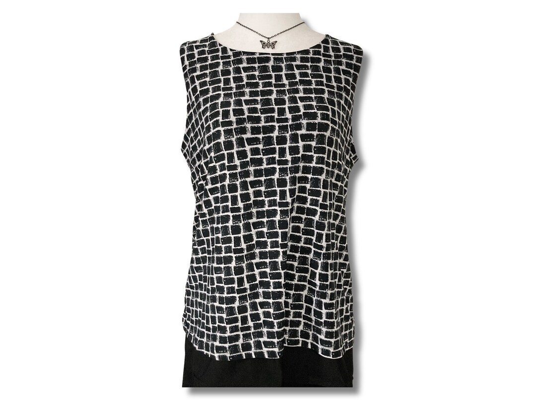 Black and White Brick Wall Print Sleeveless Shirt ~ DKR 2000s Y2K Does ...