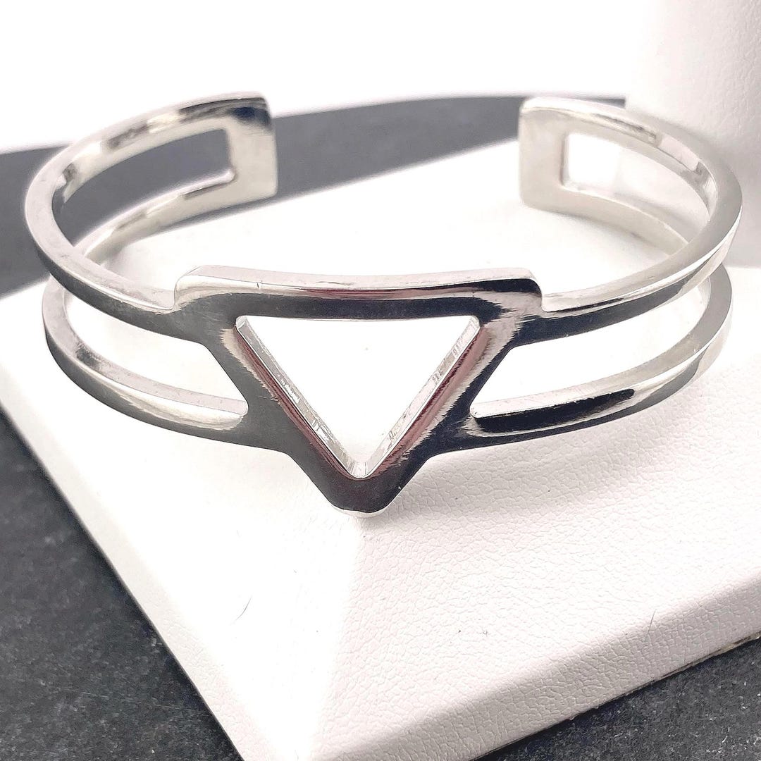 Vintage Silver Tone Metal Open Triangle Design Cuff Bracelet ~ 1970s ...