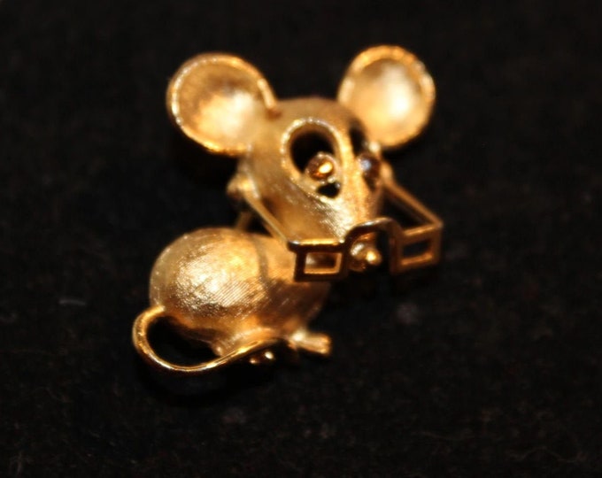 Mouse Pin by Avon With Moving Glasses - Vintage 1973 - Etsy
