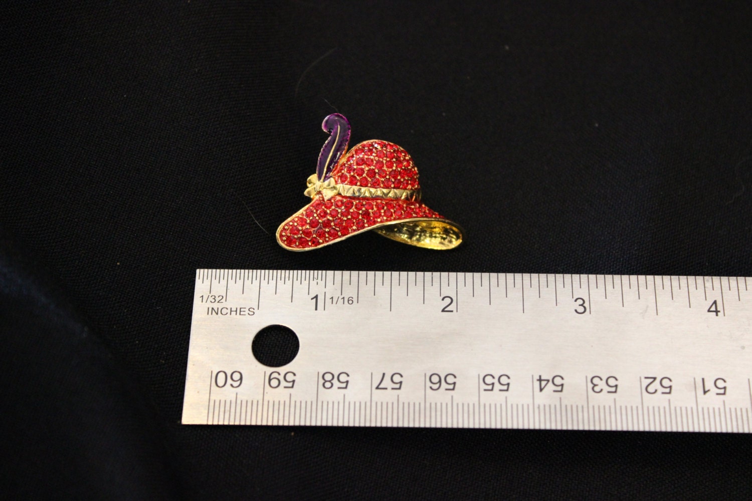 Vintage Rhinestone Red Hat Figural Pin Unsigned - Etsy