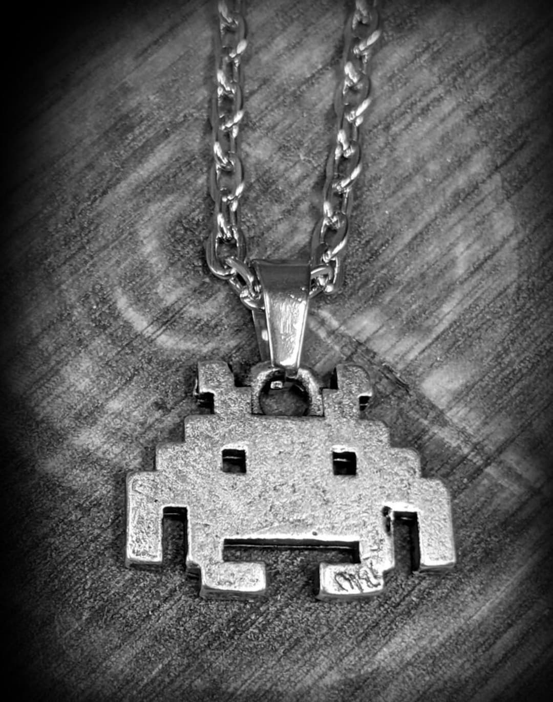 Video Game SPACE INVADER Alien Necklace Silver Plated Pewter - Etsy