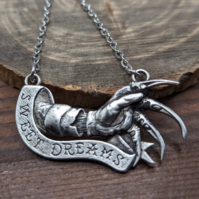 Kruger Pendant - Etsy