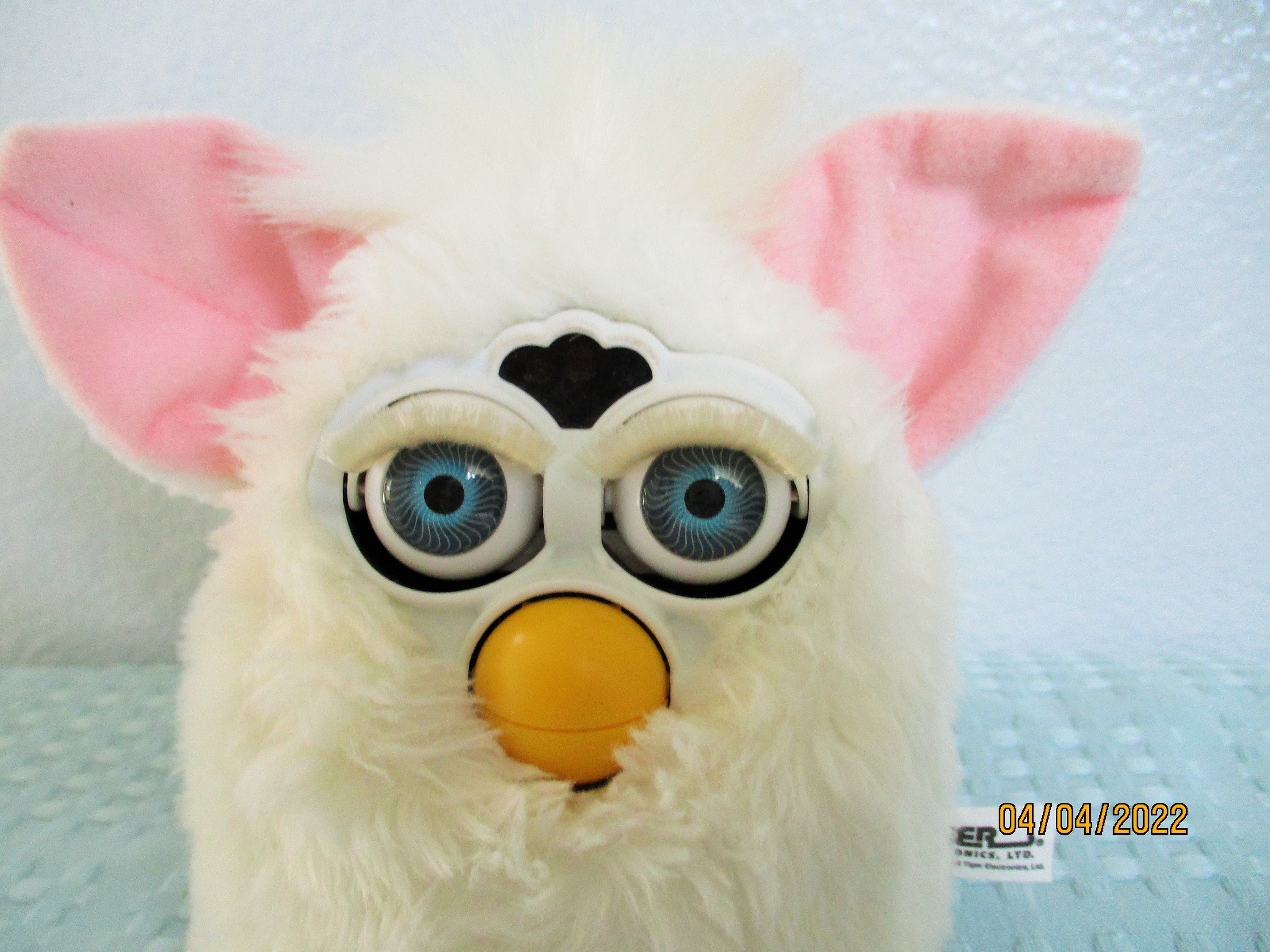Furby 2022 Pink
