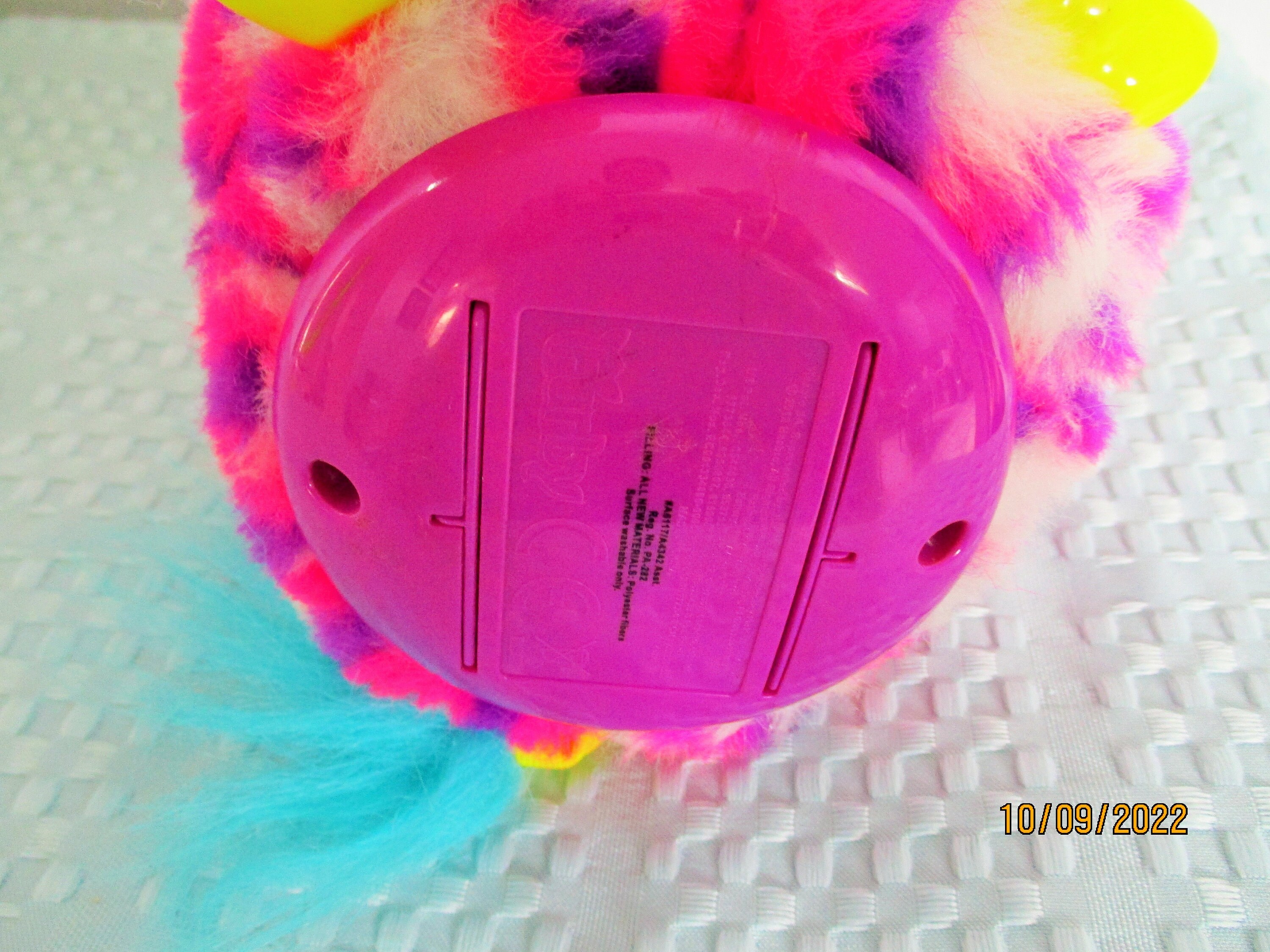 Furby 2022 Pink
