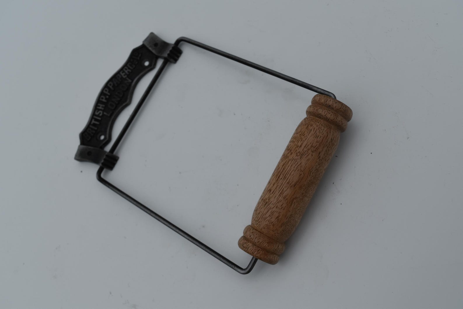 The British Paper Company - Vintage Toilet Paper Holder - Etsy