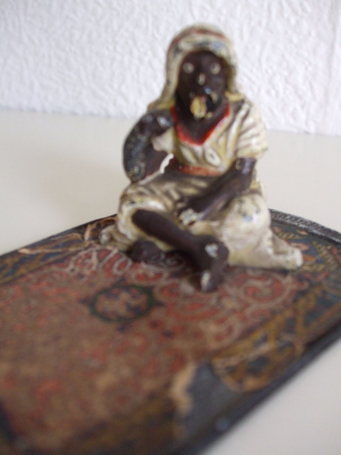 FIGURINES Georg Heyde, Germany Antique Moorish Bedouin Seated on a ...