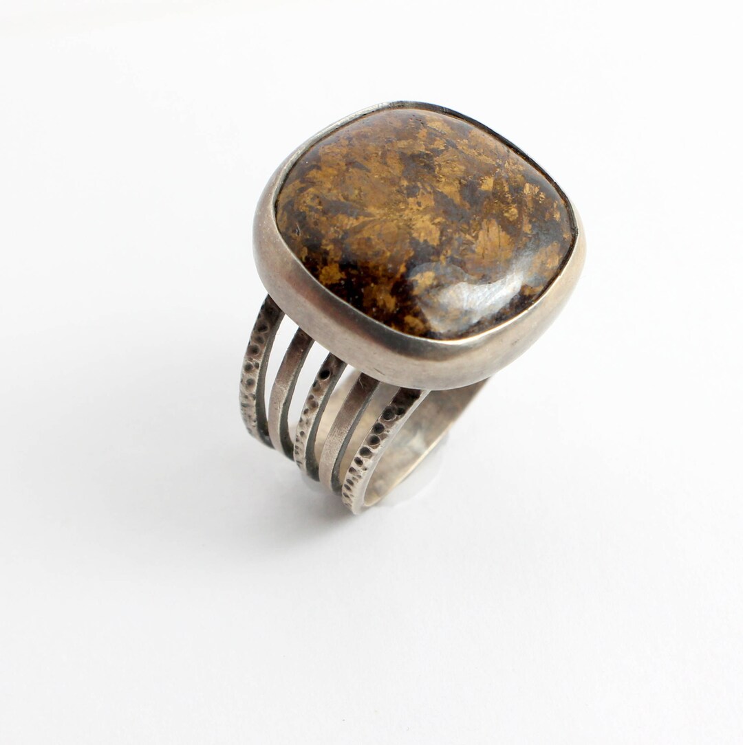 Native American Silver Ring: Gold Flecked Brown Resin and Silver Ring ...