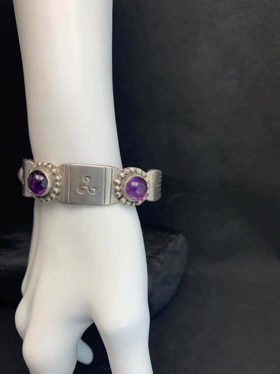 Amethyst, silver cuff: Heavy, sterling silver South… - Gem