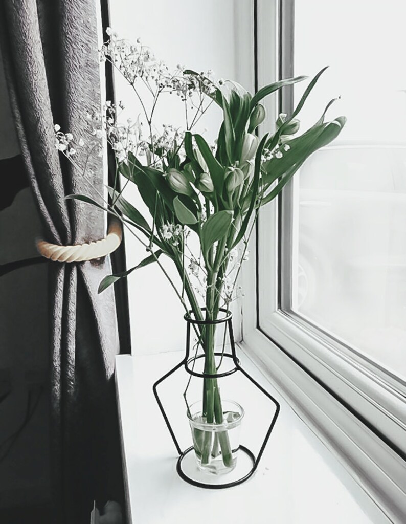 Black Wire Framed Vase Outline Vase Line Vase Art Decor | Etsy