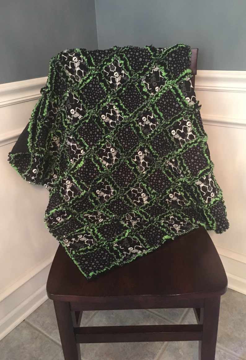 Neon Green and Black Skeleton Halloween Rag Quilt 32 X - Etsy