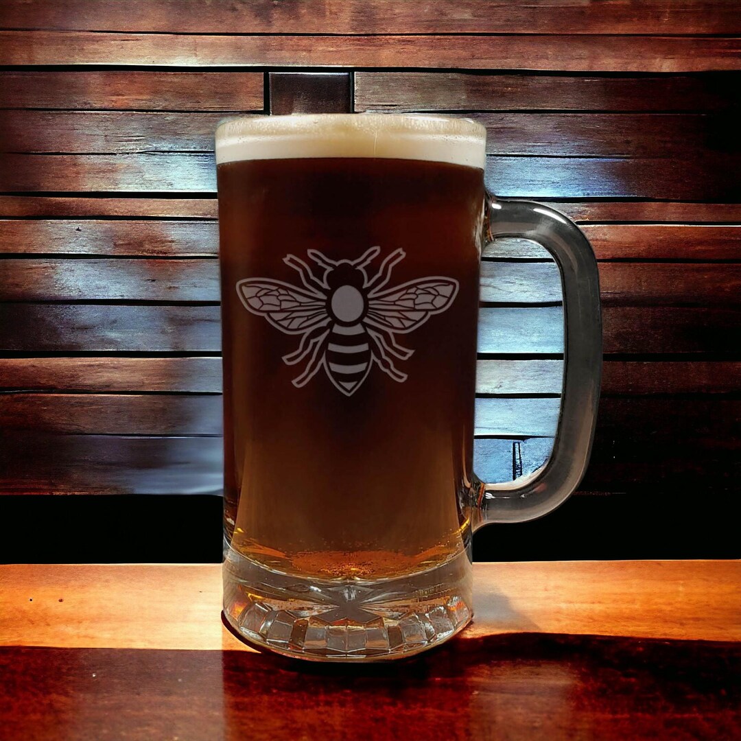 Engraved Bee Beer Mug With Free Personalization - Unique Insect Glass ...