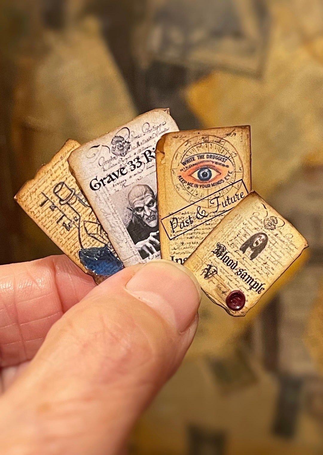 Dollhouse, Spooky, Miniature, Vampire, Potion, Grave, Scrying, Witch ...