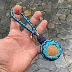 Floating Knotwork Keychain - Etsy