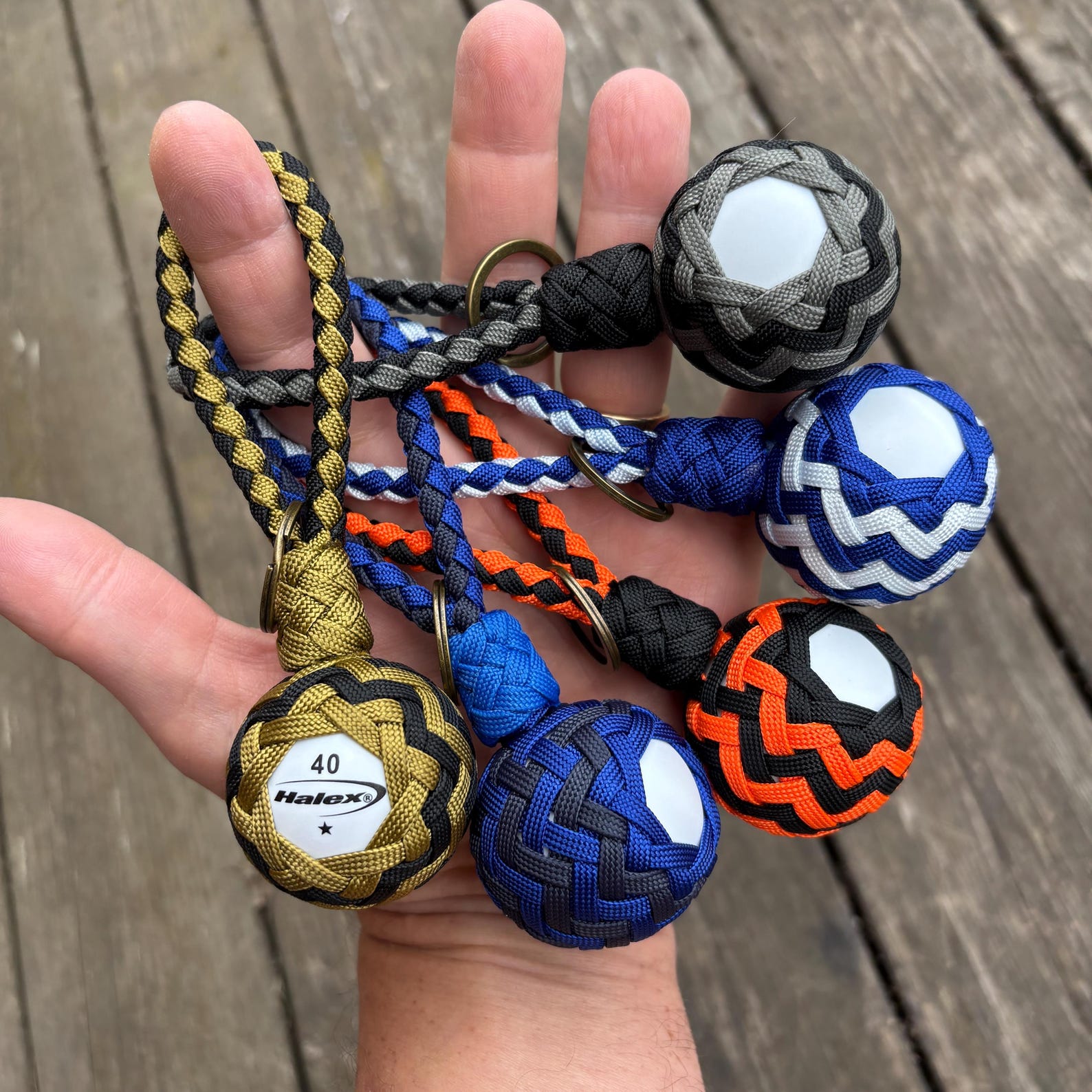 Floating Knotwork Keychain - Etsy