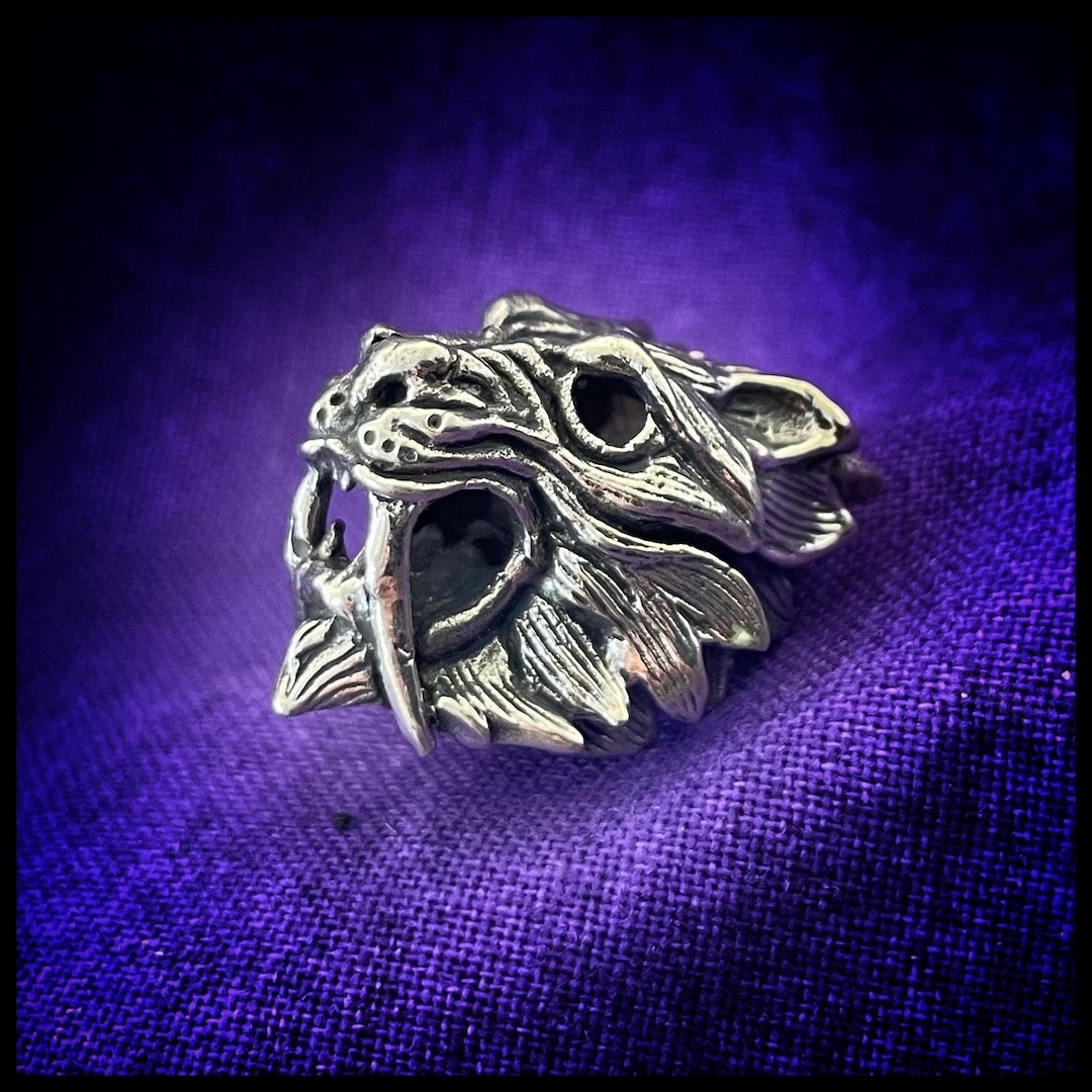 The Sabretooth Tiger Paracord Bead - Etsy