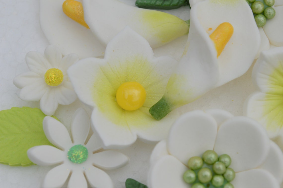 Edible Yellow and Greenn Wedding Cake Flowers.edible Yellow - Etsy