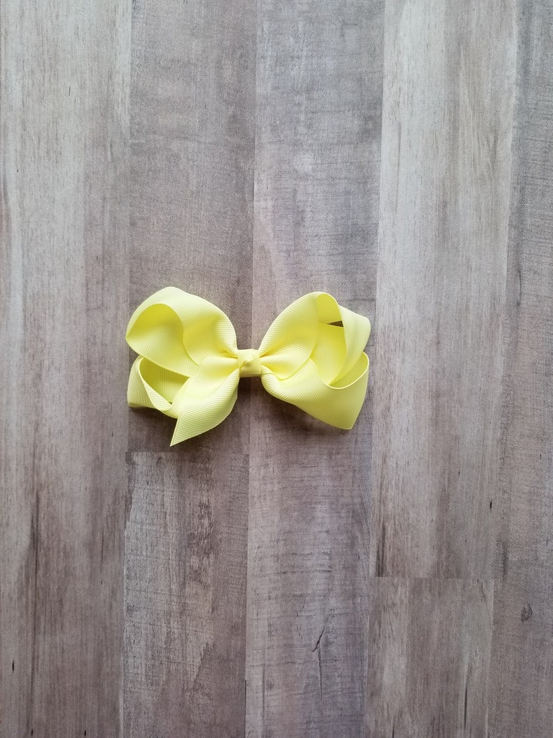 Light Yellow Hair Bow/ 4 Inch/ 62 Colors/ Grosgrain Bow Clips ...