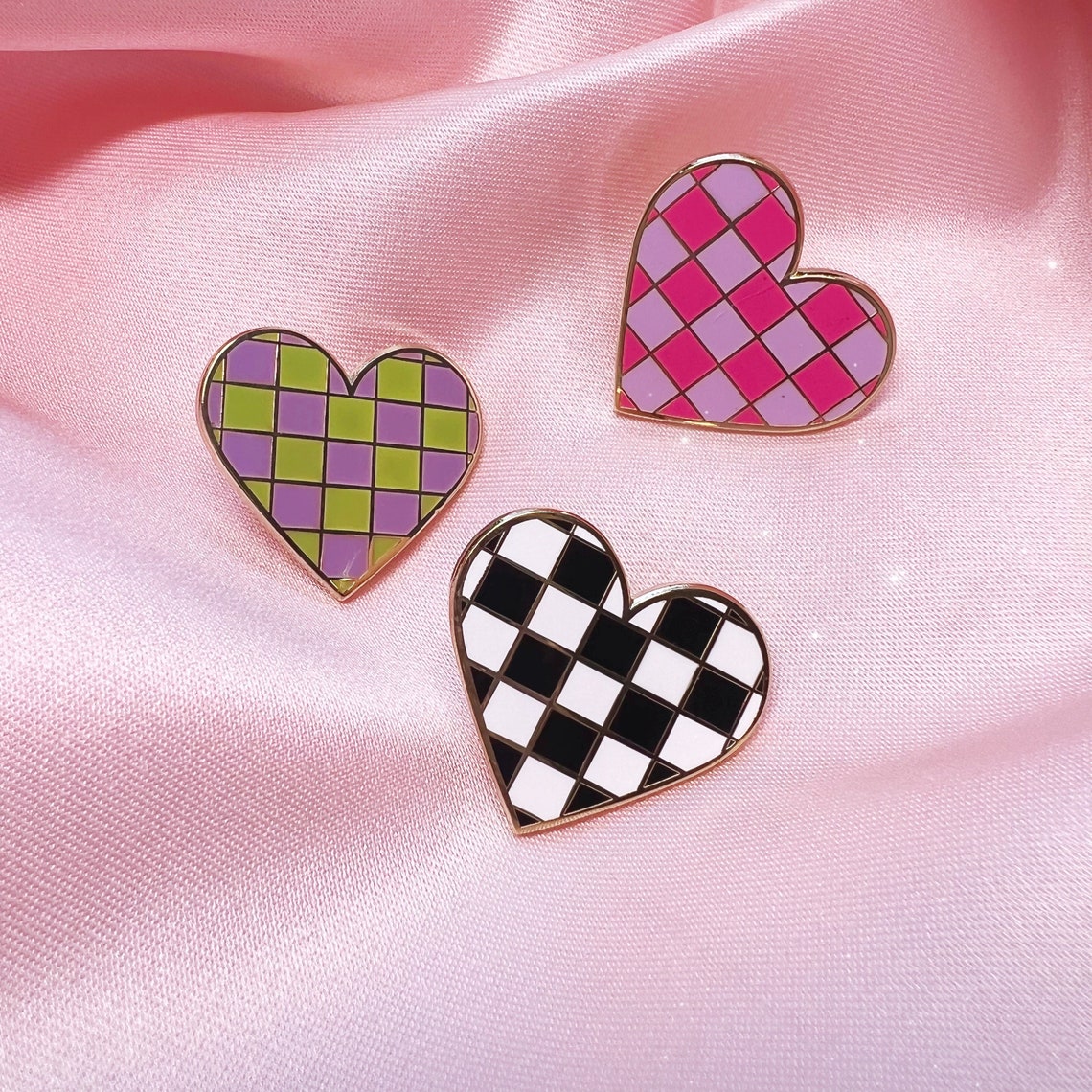 Checkered Heart Enamel Pin Black & White Pink or Lilac and | Etsy