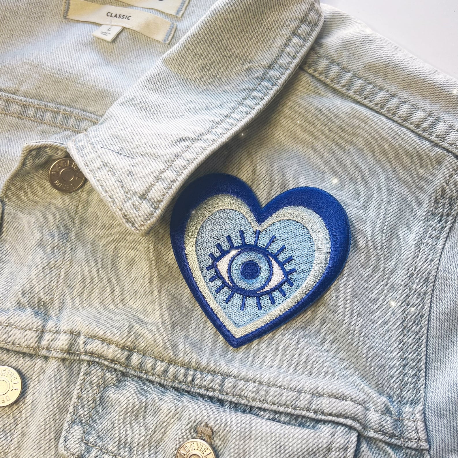 Evil Eye Heart Patch - Y2K Aesthetic Heart Embroidered Iron on Patches for Jackets - Blue Evil ...