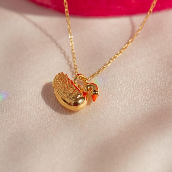 Swan pendant gold store