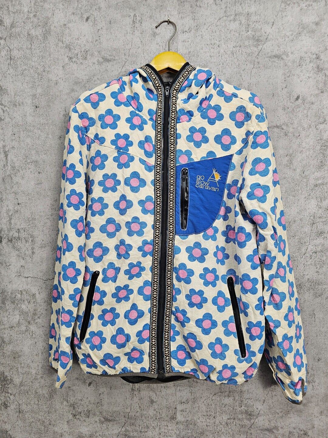 Japanese Brand Go Slow Caravan Windbreaker Outdoor Hoodie Jacket GO ...