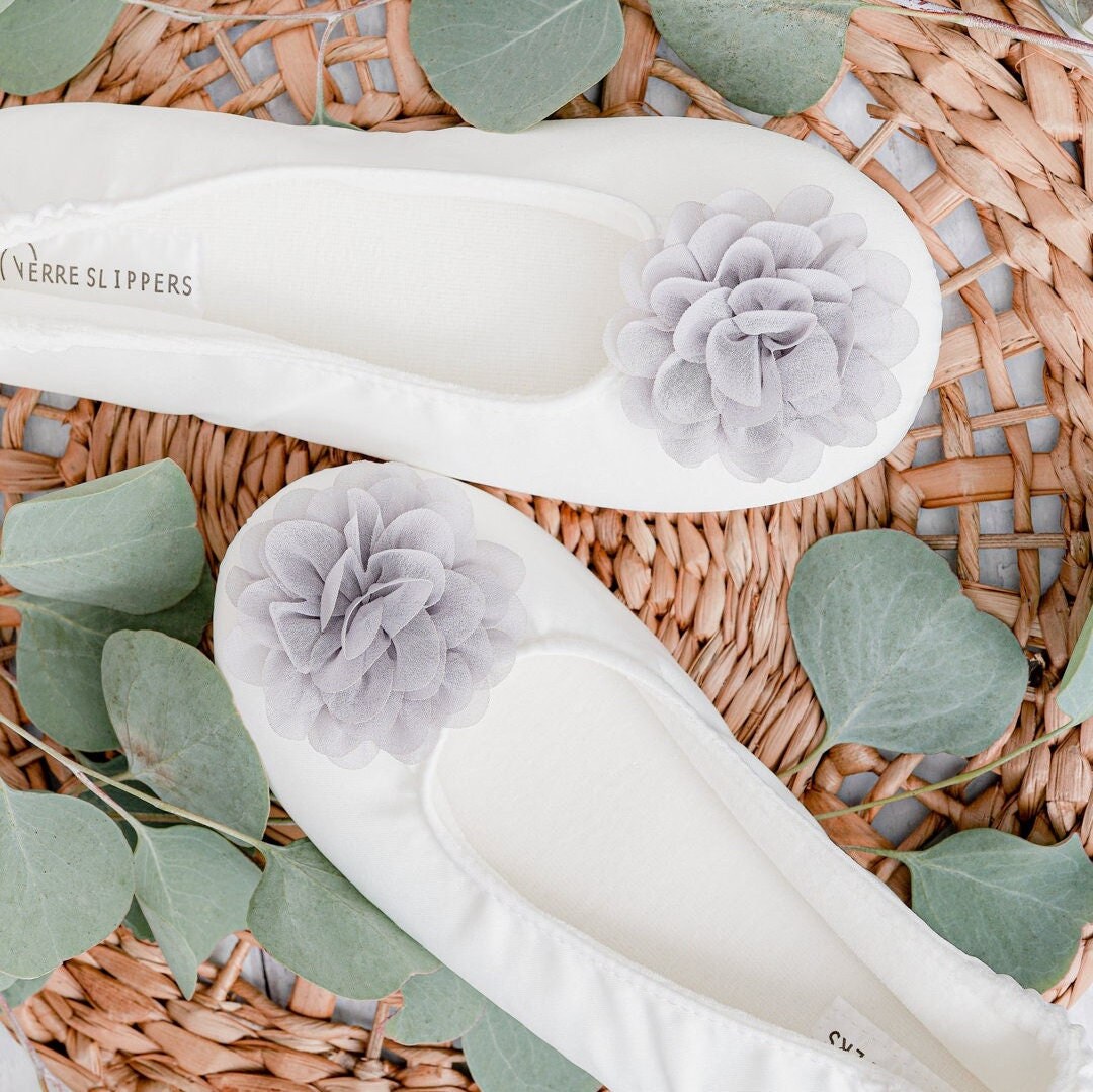 50 Pairs of Bulk Wedding Dancing Slippers for Guest | Satin Slippers ...