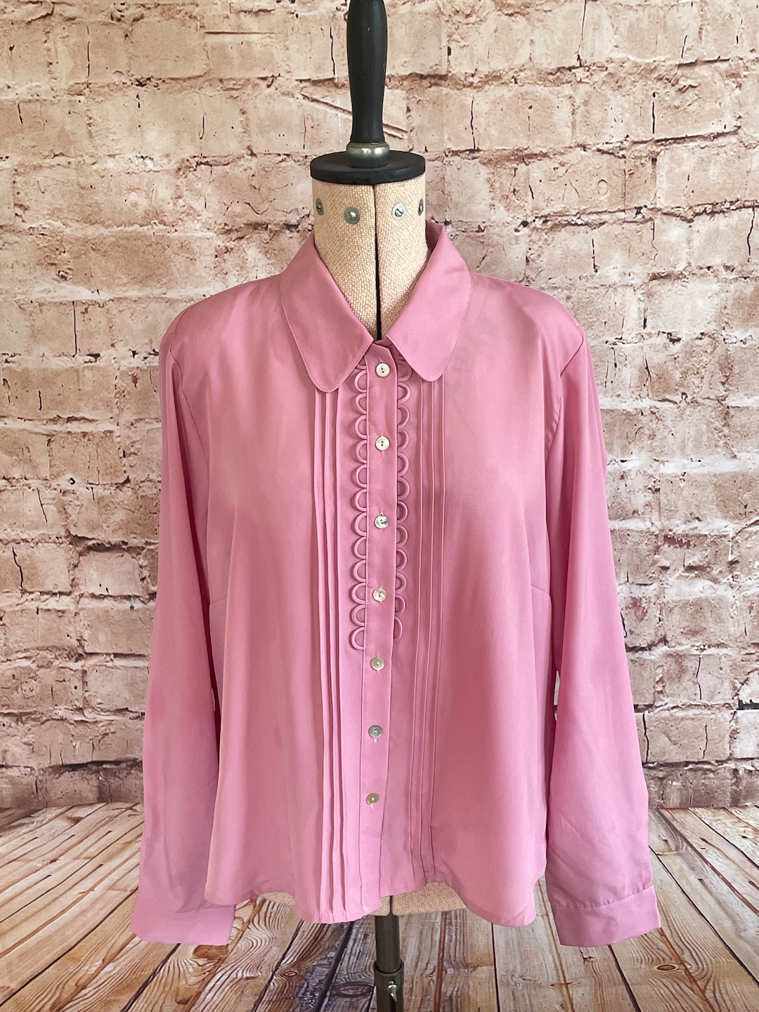 Vintage Blouse Pin Tuck Front Loop Decoration Rounded Collar Pink ...