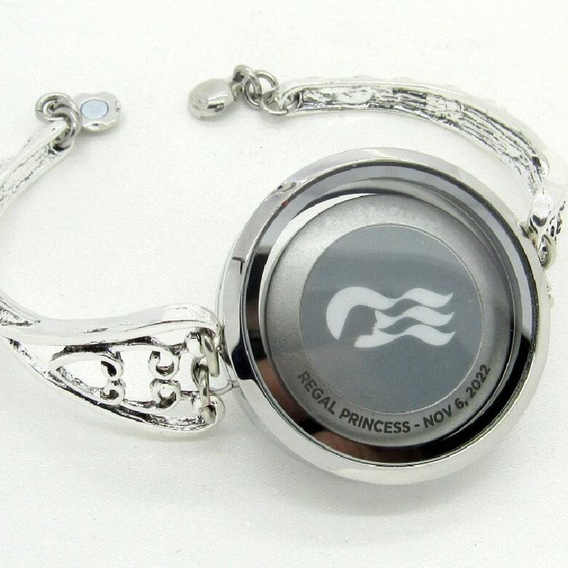 Locket Bracelet - Etsy
