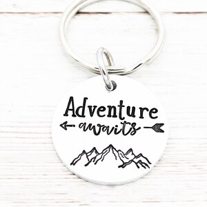 Adventure Awaits Keychain, Mountains Keyring, Hiker Gifts, Mountains ...