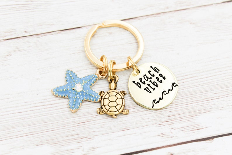 Beach Vibes Keychain, Sea Turtle Keyring, Beach Lover Gift, Starfish ...