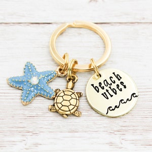 Beach Vibes Keychain, Sea Turtle Keyring, Beach Lover Gift, Starfish ...