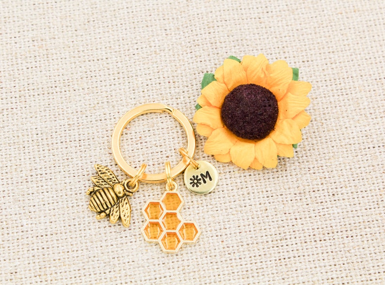 Personalized Honey Bee Keychain, Honey Comb Keyring, Bee Keeper Gifts ...