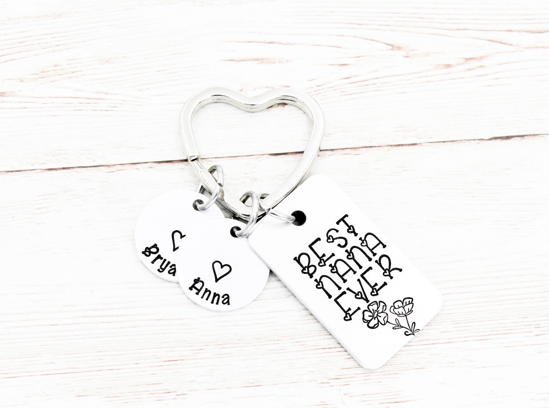 Personalized Best Nana Ever Keychain, Gift for New Grandma, Grandkids ...