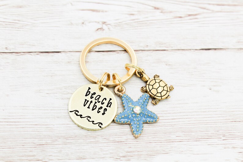 Beach Vibes Keychain, Sea Turtle Keyring, Beach Lover Gift, Starfish ...