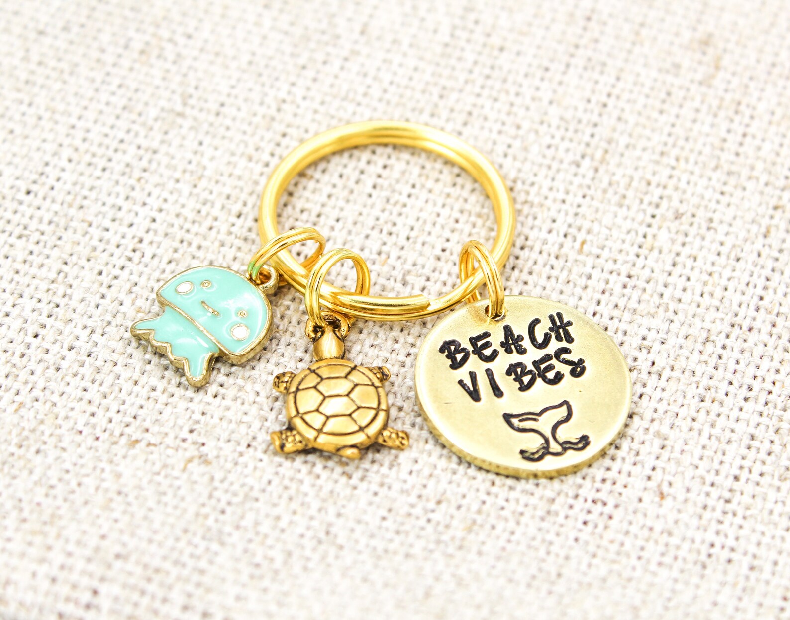 Beach Vibes Keychain Sea Turtle Keyring Beach Lover Gift | Etsy